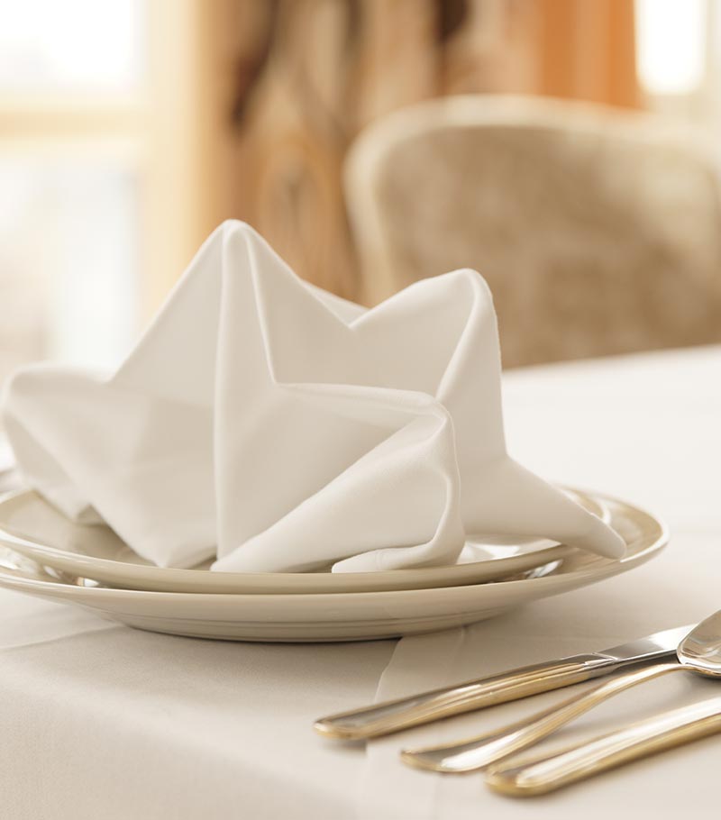 Rimmed Plate - Le Relais du Terroir